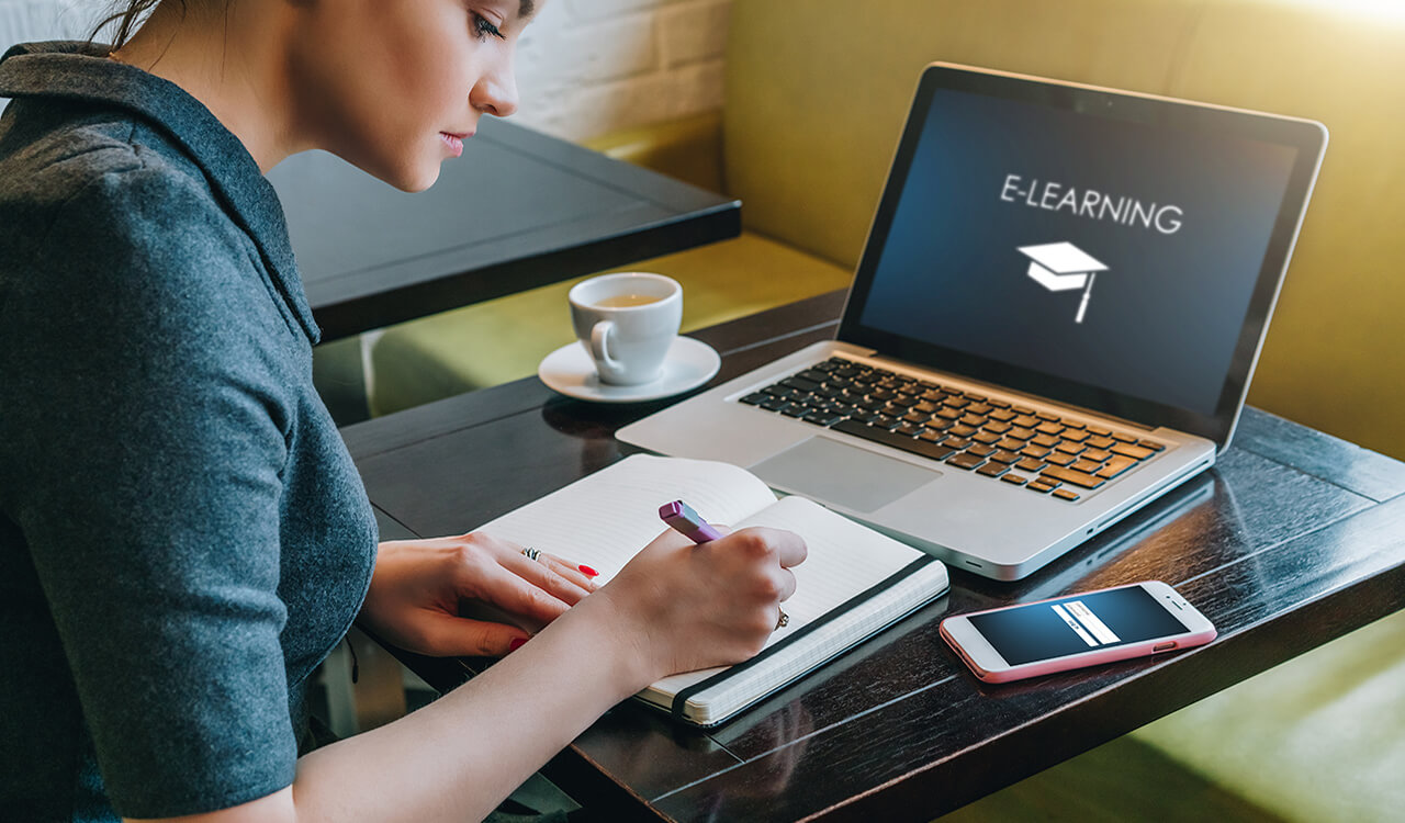 Online Learning Courses Study Tips For Students Gownsbit Online Learning Courses Study Tips For Students Gownsbit